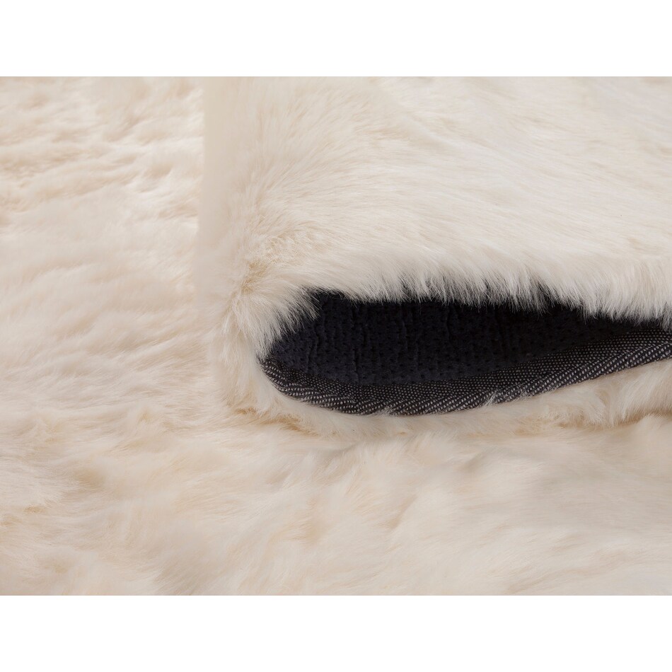Faux Mink Fur Area Rug - Ivory | American Signature Furniture
